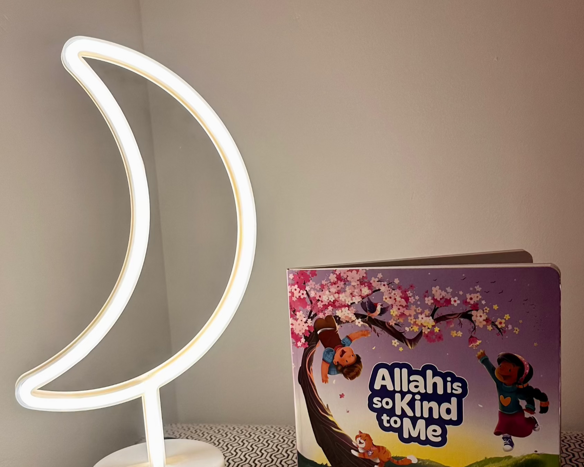 Crescent Moon LED Table Light – Happy Street